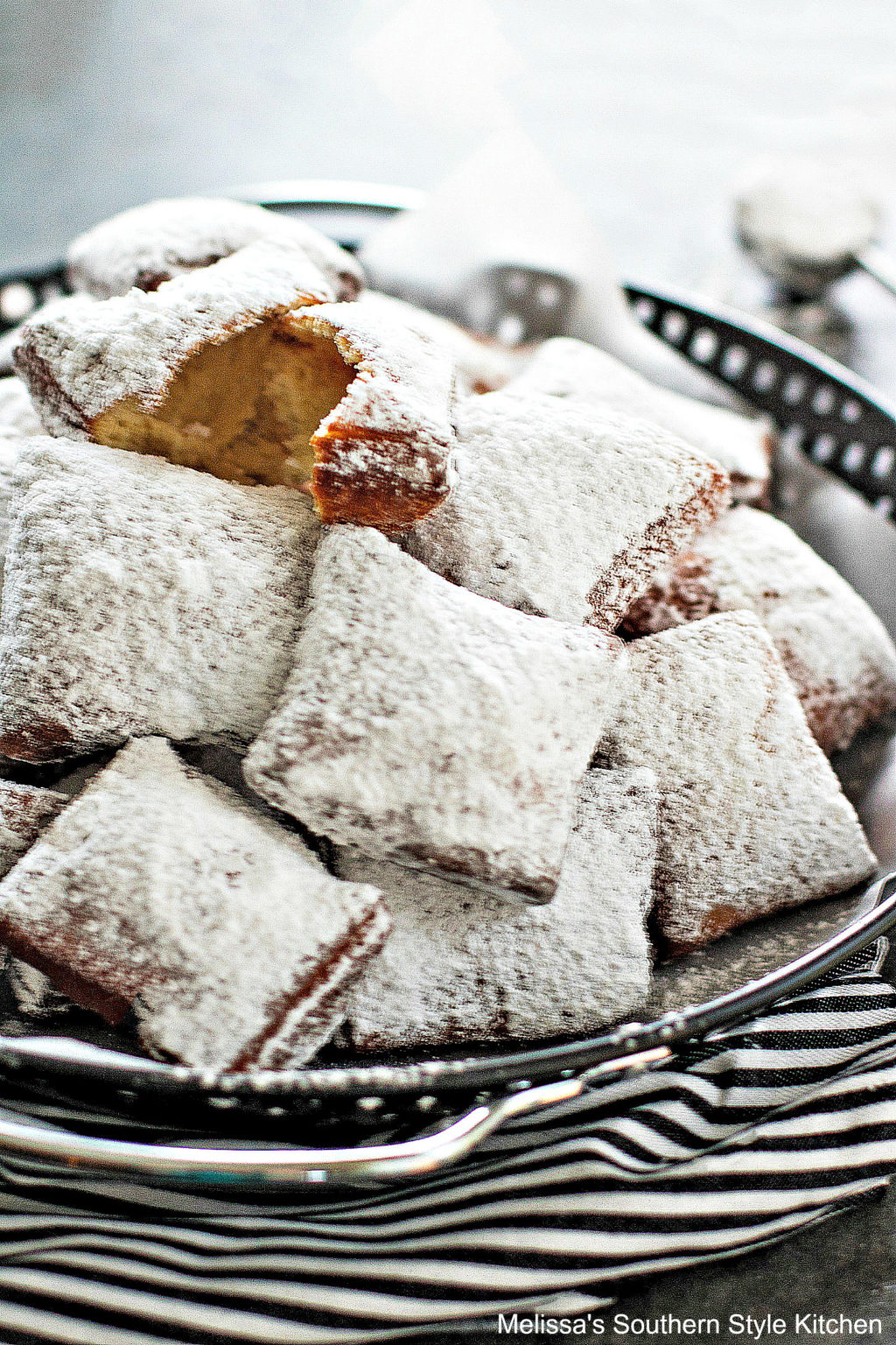 New Orleans Beignets - melissassouthernstylekitchen.com