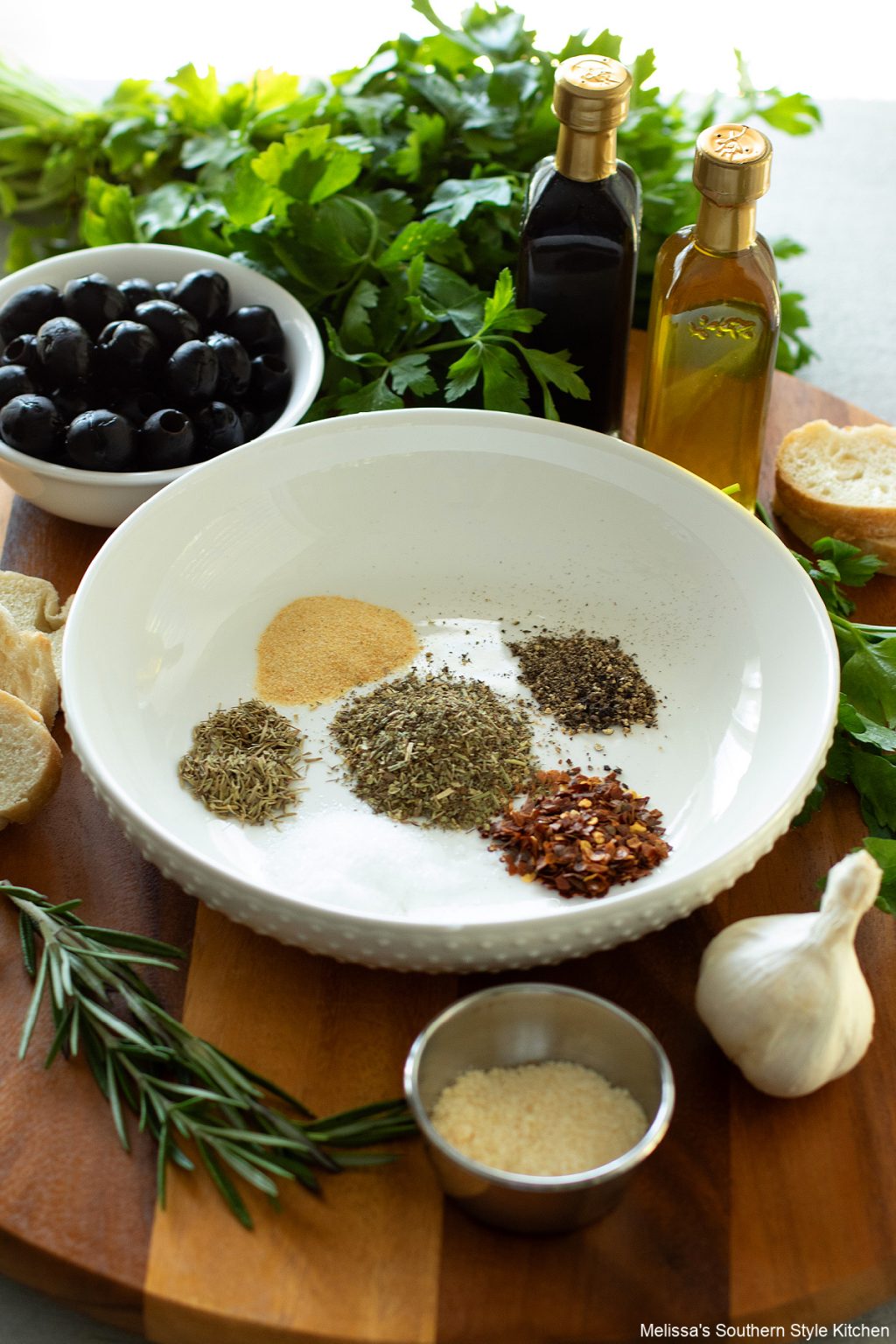 Olive Oil Bread Dip - melissassouthernstylekitchen.com